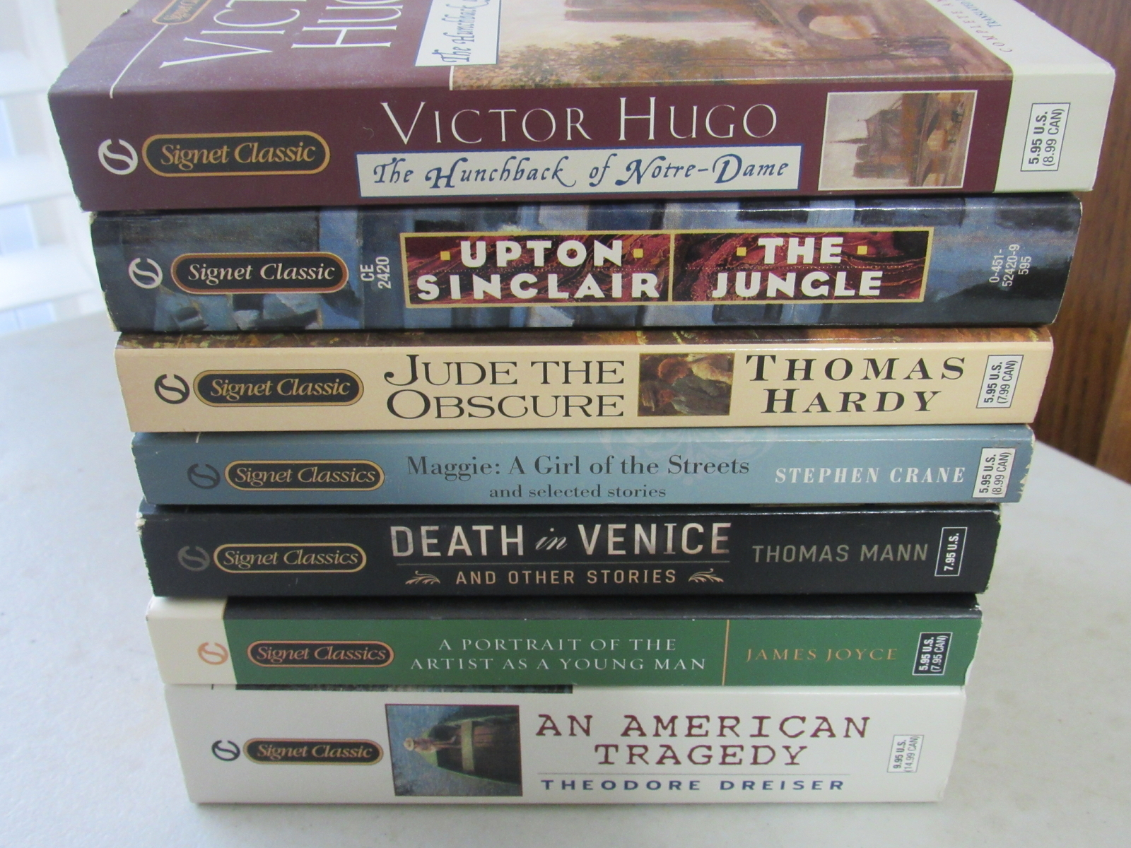 Lot of 7 Signet Classic Novels ~ Hugo, Sinclair, Hardy, Crane, Mann etc ...