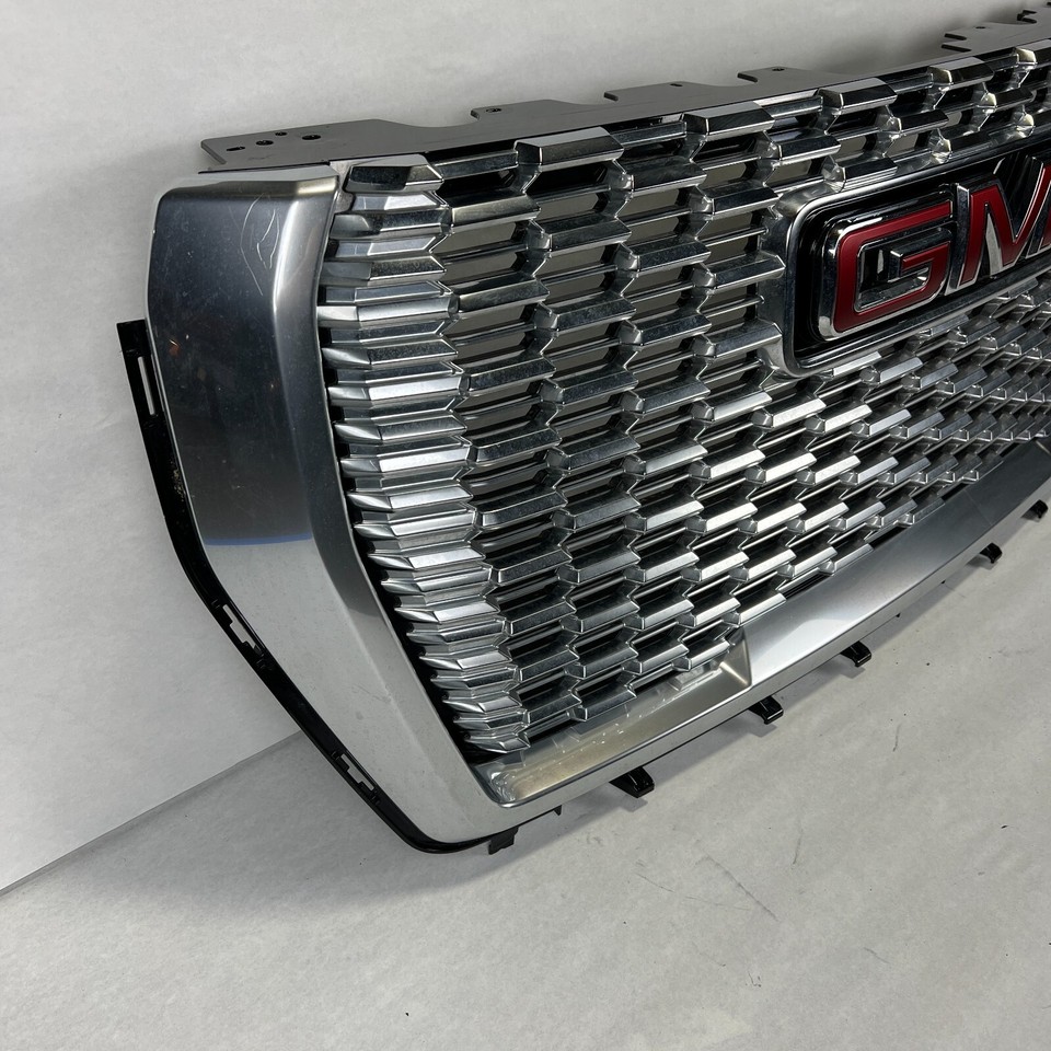 OEM 2021 2022 GMC Yukon Denali Front Grille Galvanized Silver w/ Emblem ...