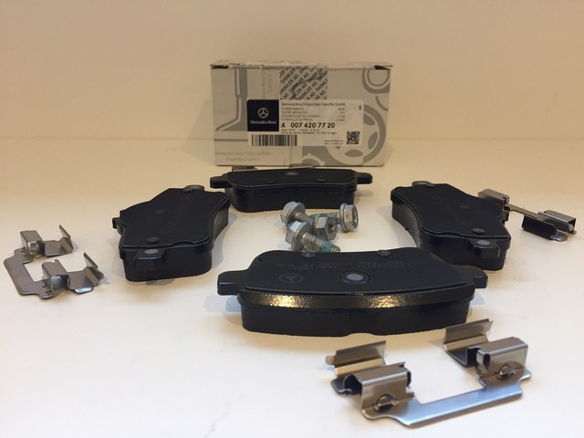 Mercedes-Benz A0074207720 Brake Pad for sale online | eBay