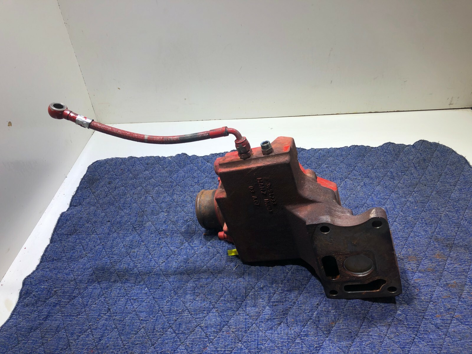 Cummins ISX 15 Thermostat Upper 3682667 Lower 3684233 Assembly OEM | eBay