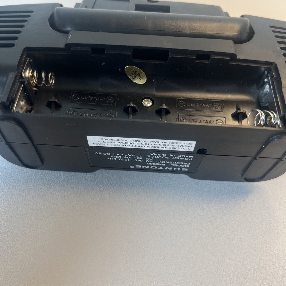 Suntone Mini Boombox RR2000 - Tested and Works Retro AM FM Free ...
