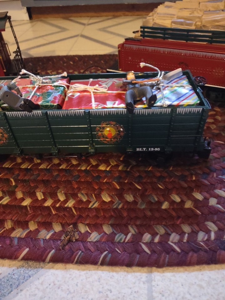 VTG G-Scale Model Train White Christmas Express Bachmann Big Haulers ...