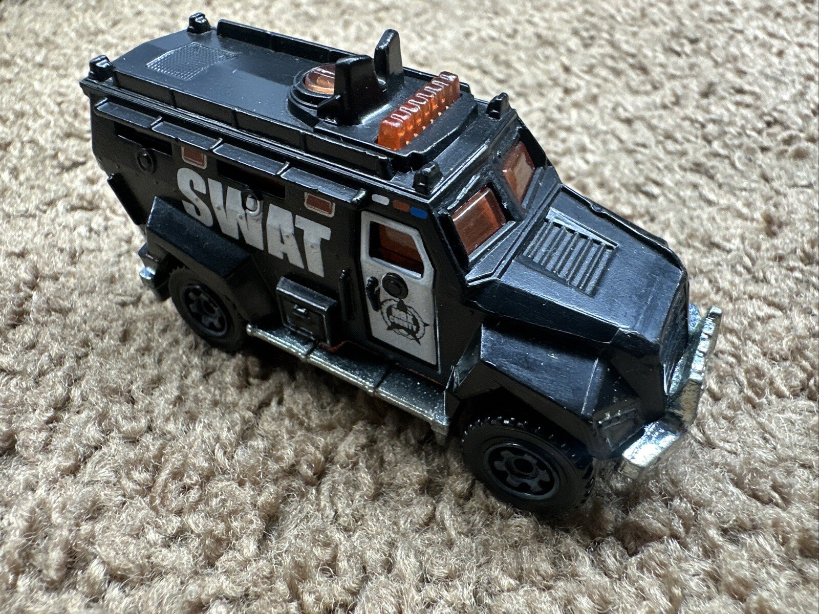 PERFECT & FUN SWAT TRUCK BY MATCHBOX, 2011 AND 1:64 SCALE, PUT ON YOUR ...