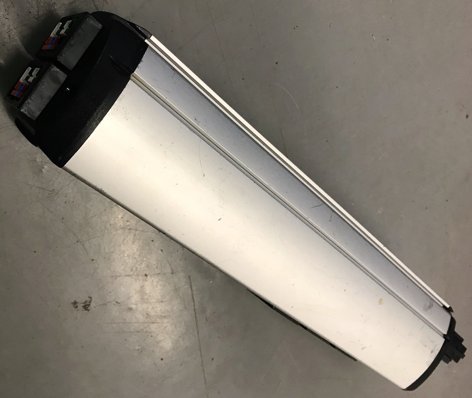 Teknion Modular Office Furniture Electrical Power Bar CLWP8T 15a 120 ...