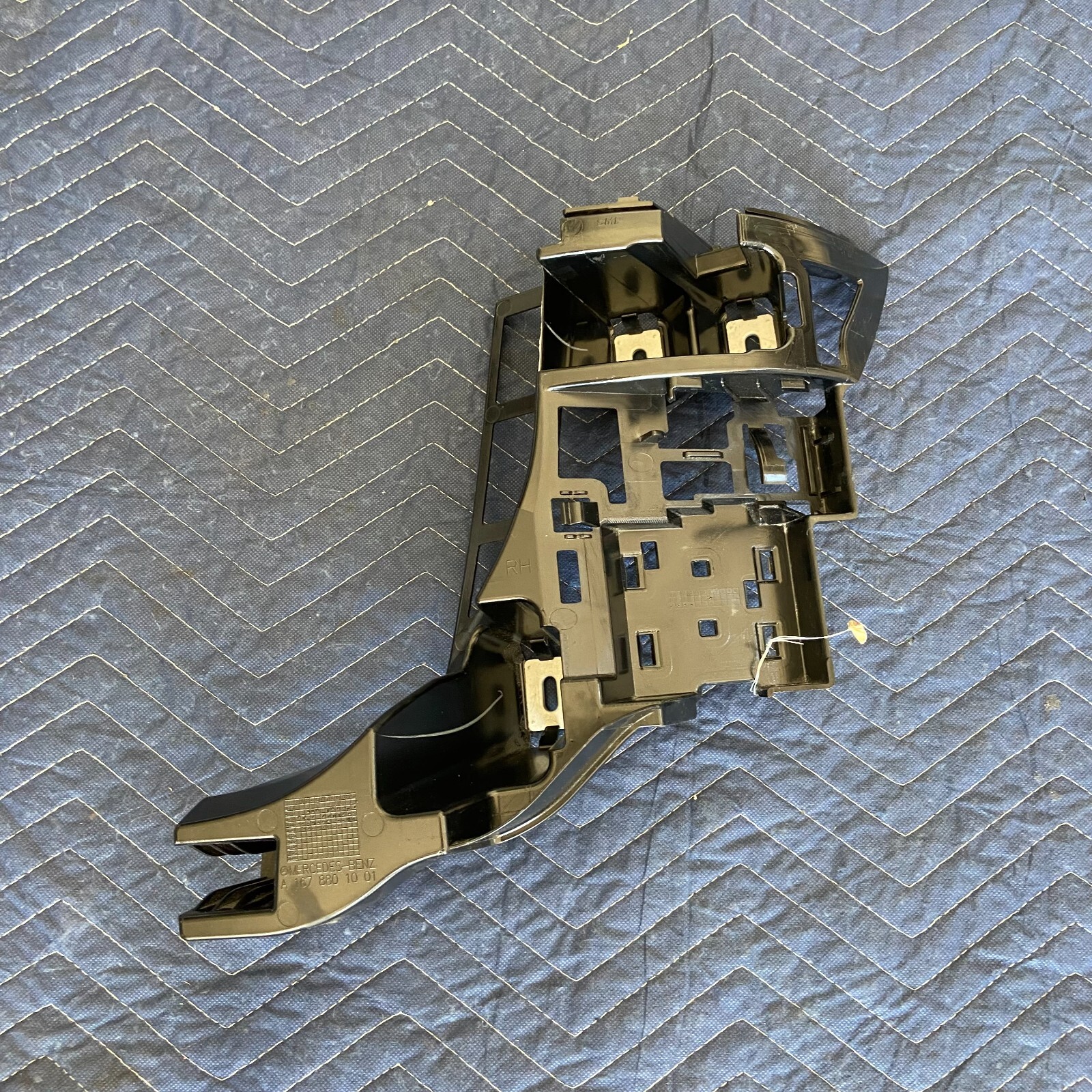 MERCEDES GLS 450 580 63AMG REAR RIGHT ABSORBER BRACKET A1678801001 20 ...