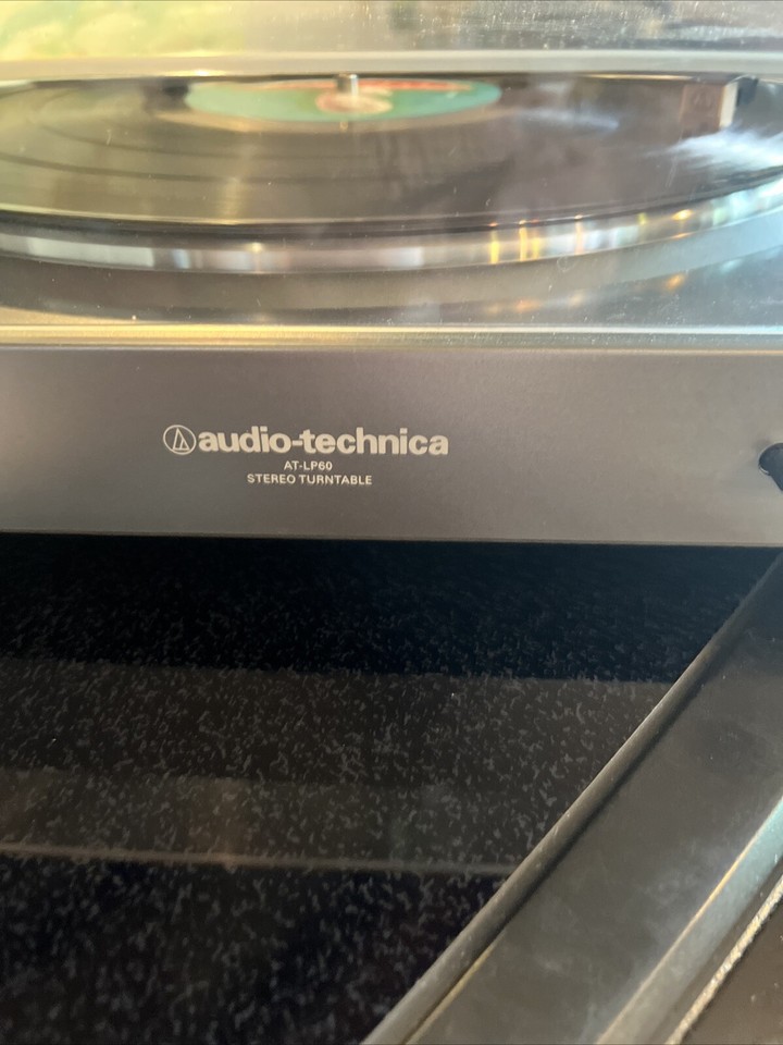 Audio-Technica AT-LP60 Stereo Turntable | eBay