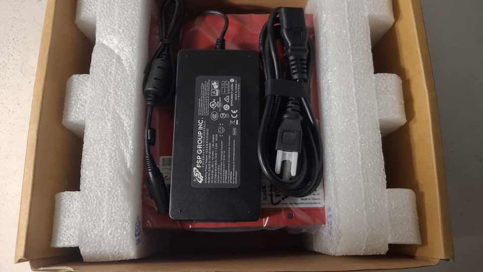 WatchGuard Firebox T70 Network Security/Firewall WS7AE8 W/Power Adapter ...