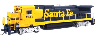 Walthers HO Scale ~ New ~ Santa Fe ~ Dash 8-40B #7411 ~ DC Version ...