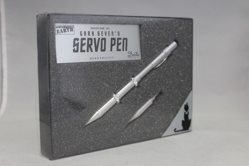 TREK PROP GARY SEVEN SERVO TV STAR SUPER RARE COSTUME FIRST TIME ...