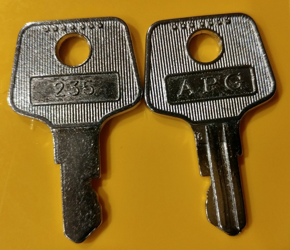 APG 235, 243, 435, 542 Cash Drawer Key Pair - Fits HP, NCR, MICROS ...