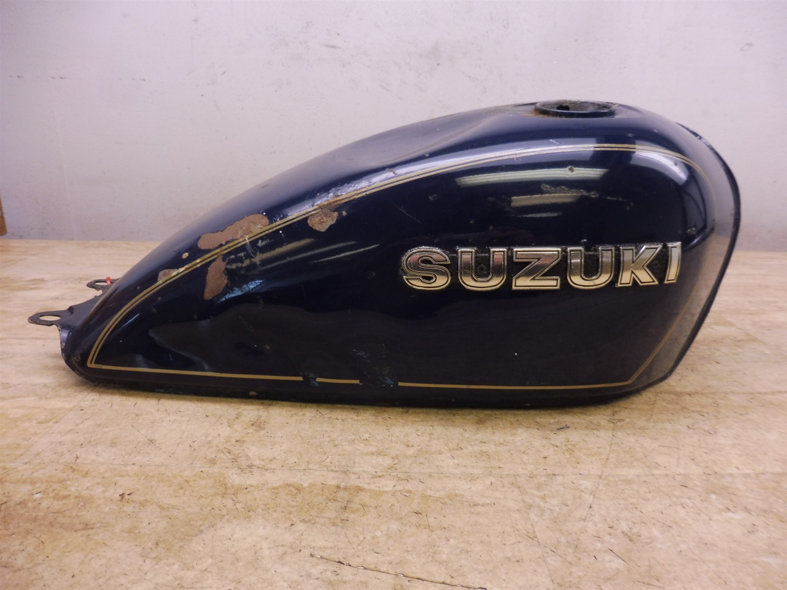 1983 Suzuki GS550L GS 550 L S593-1> gas fuel petrol tank #2 | eBay