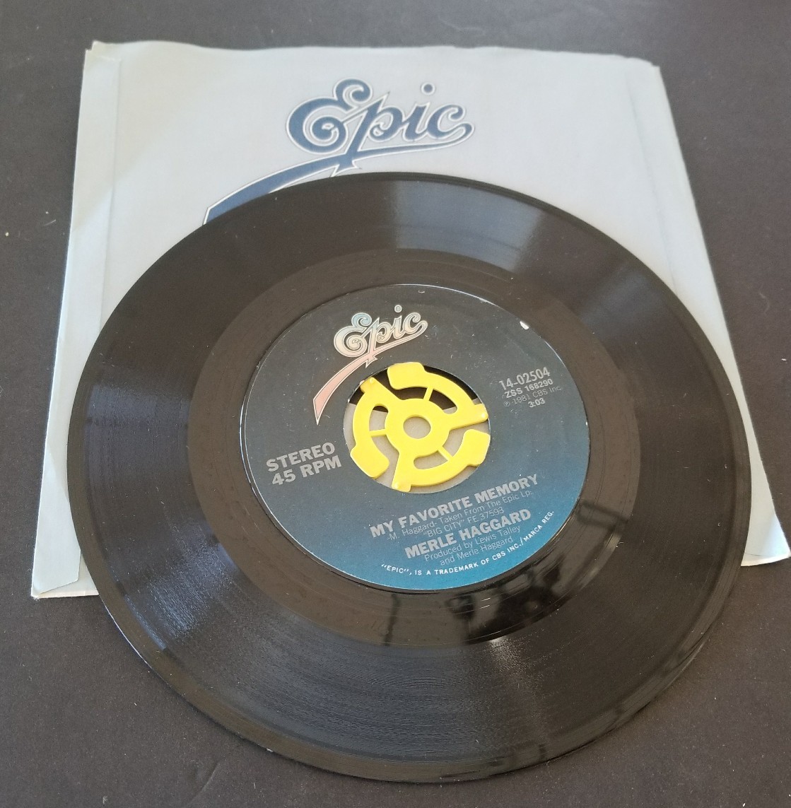 Country 45 Merle Haggard - Texas Fiddle Song / My Favorite Memory ...