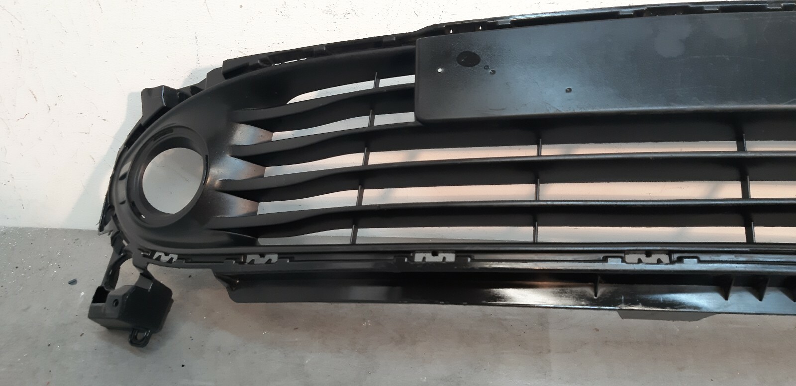Renault Clio 2012-2016 Genuine Front Lower Grill PN:622542958R | eBay UK