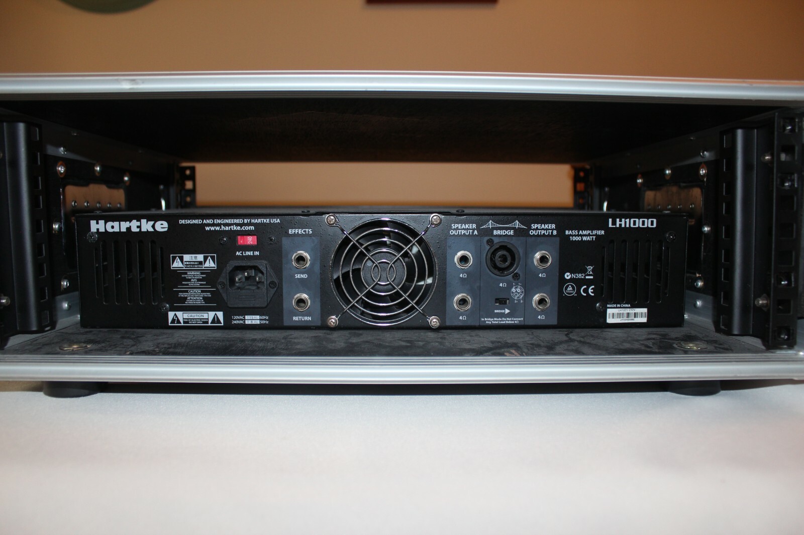 Hartke LH1000 Bass Amplifier + Road Ready Tour Case | eBay