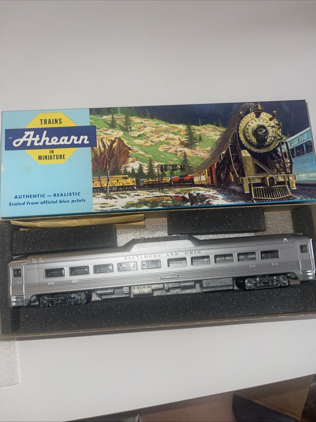 Athearn HO Scale Baltimore & Ohio RDC Rail Diesel Car Silver ...