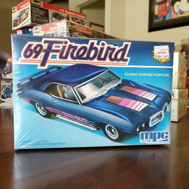 MPC 1969 Pontiac Firebird 2n1 Vintage FS Model Car Mountain Kit 1/25 ...