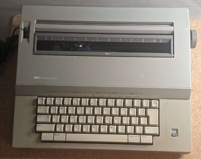 Sears Typewriter Model SR1000C Series W/ Cover TESTED WORKING | eBay