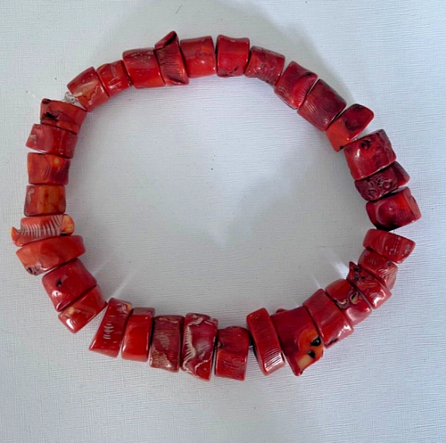 GENUINE ENHANCED RED CORAL FUNKY NATURAL SHAPE STRAND 16" 22X13m BELOW ...