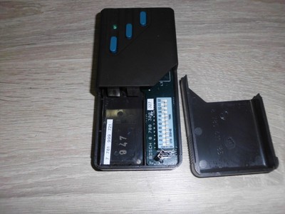 Bosch Profllift Comfortlift Handsender 26,995 MHz 7781999728 GTF- 40 ...