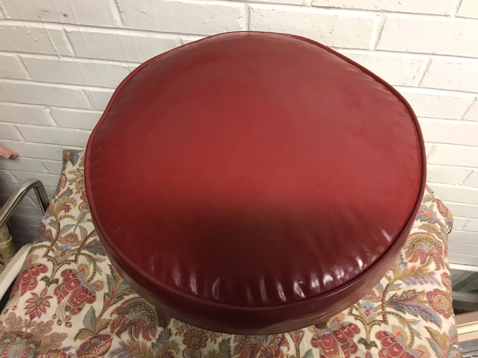 VTG MID CENTURY MODERN MCM RED NAUGAHYDE FOOTSTOOL OTTOMAN 17 1/4 ...