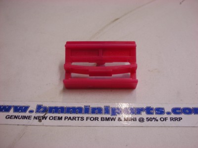 Auto-Ersatz- & -Reparaturteile BMW E65 E66 Side Skirt Sill Red Clamp ...