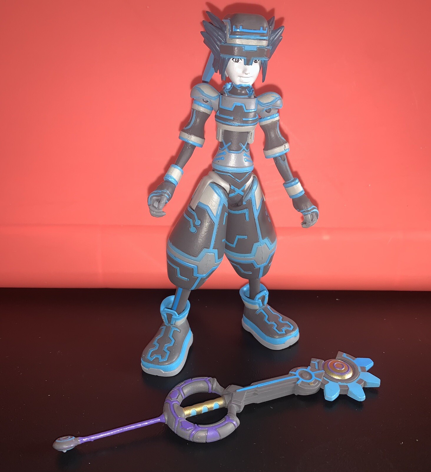 Kingdom Hearts Tron Sora Action Figure Toy Disney Diamond Select Action ...