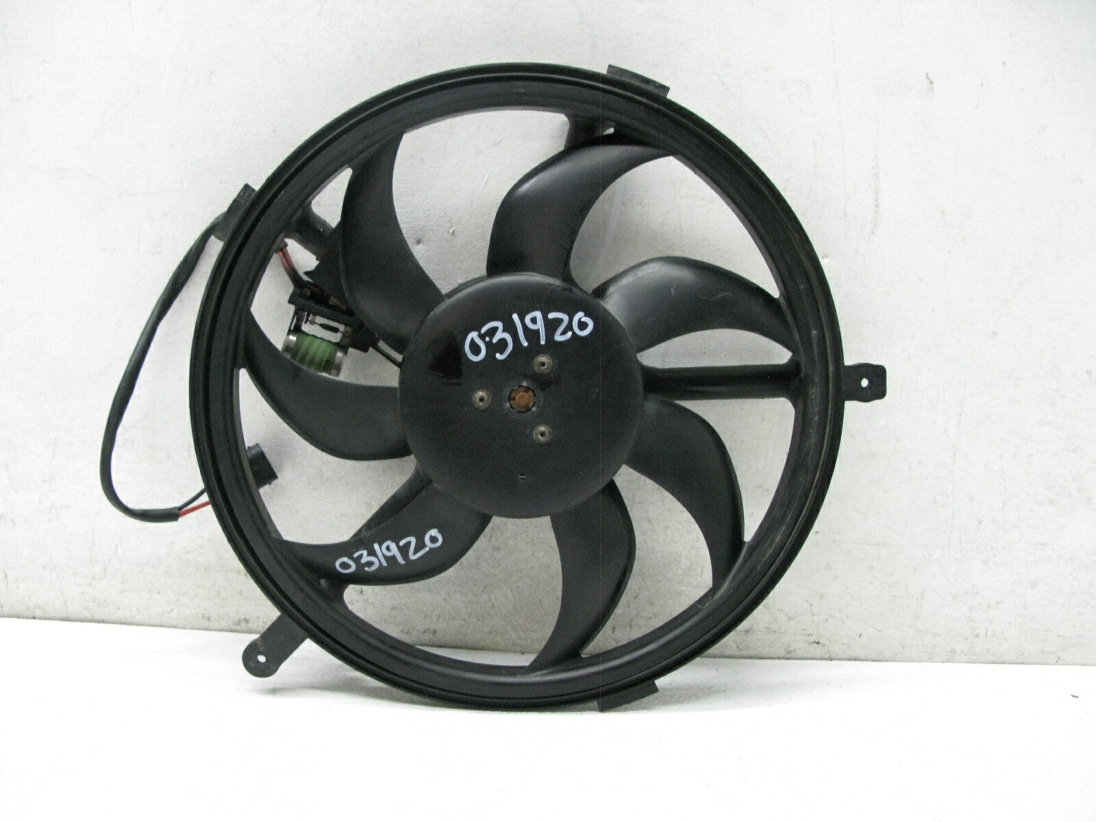 07-10 MINI Cooper S Radiator Engine Cooling Fan 17422752632 OEM for ...