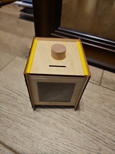 CRUNCH LAB Mirror Bank by Mark Rober - No Box Or Paperwork As Seen Done ...