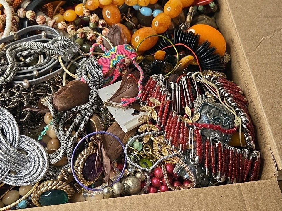 HUGE JUNK DRAWER JEWELRY LOT APPROX 25 LBS | eBay