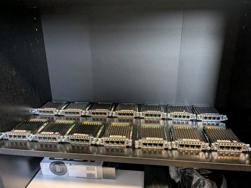 Cisco VIC2-4FXO 4-port FXO Voice/fax Interface Card (LOT OF 16 CARDS ...