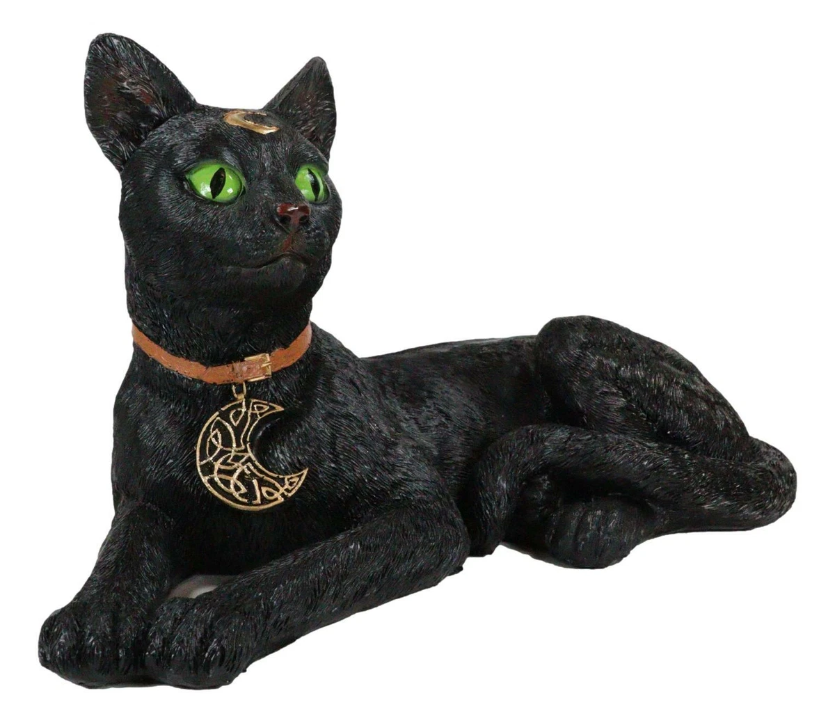 Green Eyed Black Cat