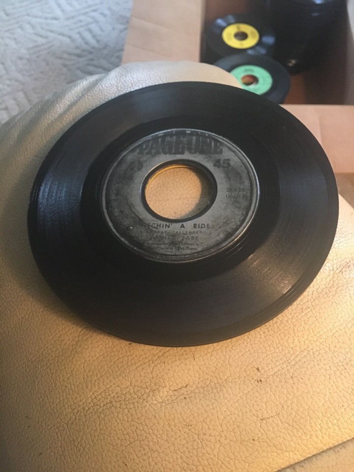 45 only Vanity Fair , Hitchin a ride #256 Vintage PAGEONE **RARE** | eBay