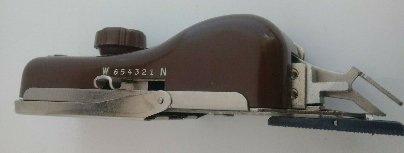 Vintage Kenmore Buttonholer w/ Accessories. U.S. Patent No. 2482607 ...