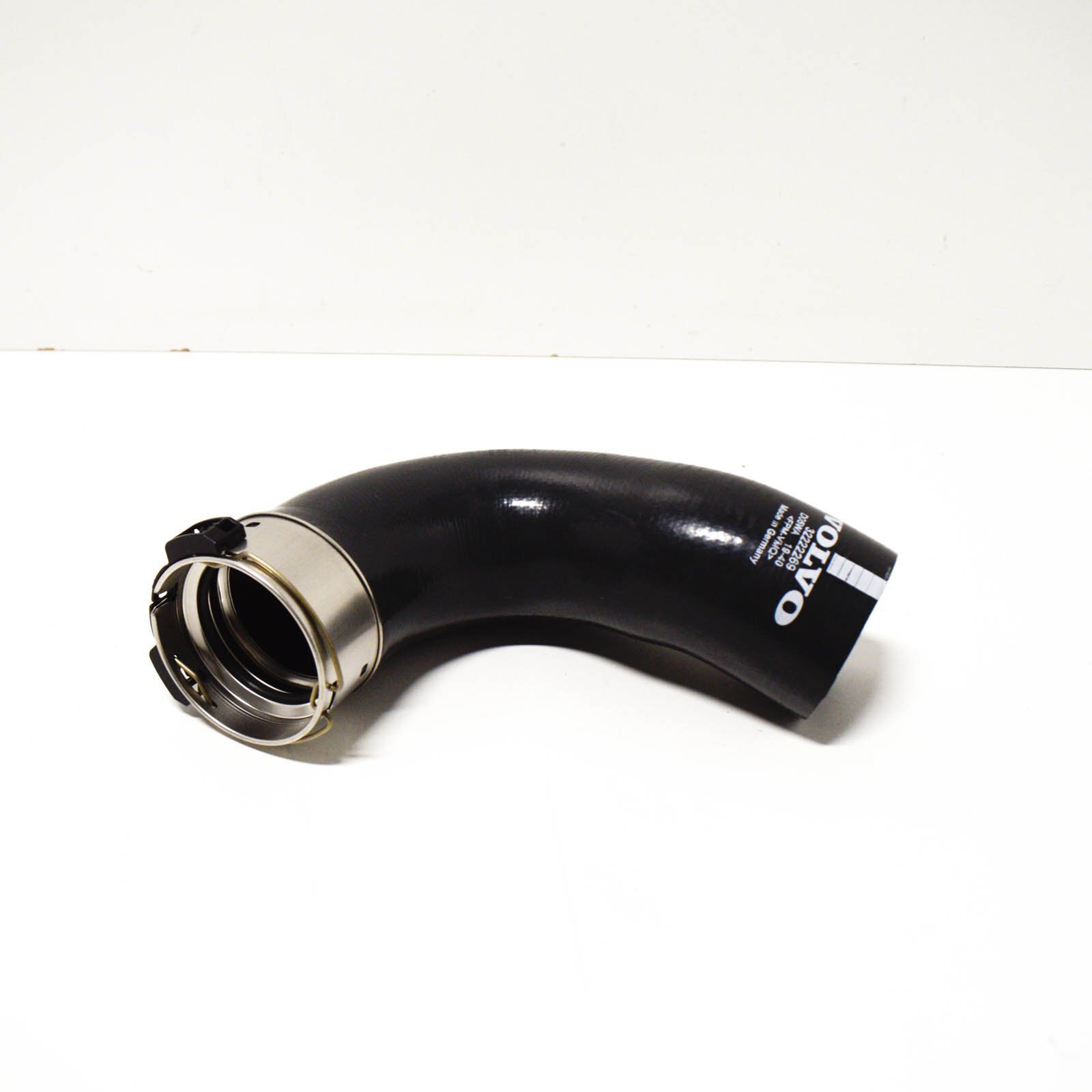 VOLVO XC60 MK2 Intercooler Charger Lower Hose 32222269 NEW GENUINE | eBay