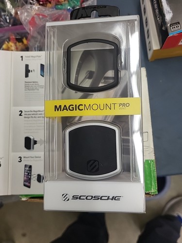 Scosche Magic MOUNT Pro Vent Magnetic Dash phone Mount - Black/Silver ...