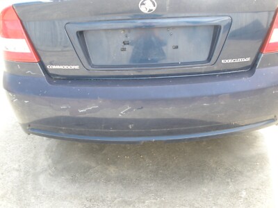 VZ COMMODORE SEDAN REAR BUMPER BAR PAINT CODE 718H | eBay Australia