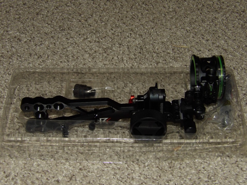 New Redline RL2 Adjustable 3 Pin Bow Sight- Right Handed= 2 019 Pin / 1 ...