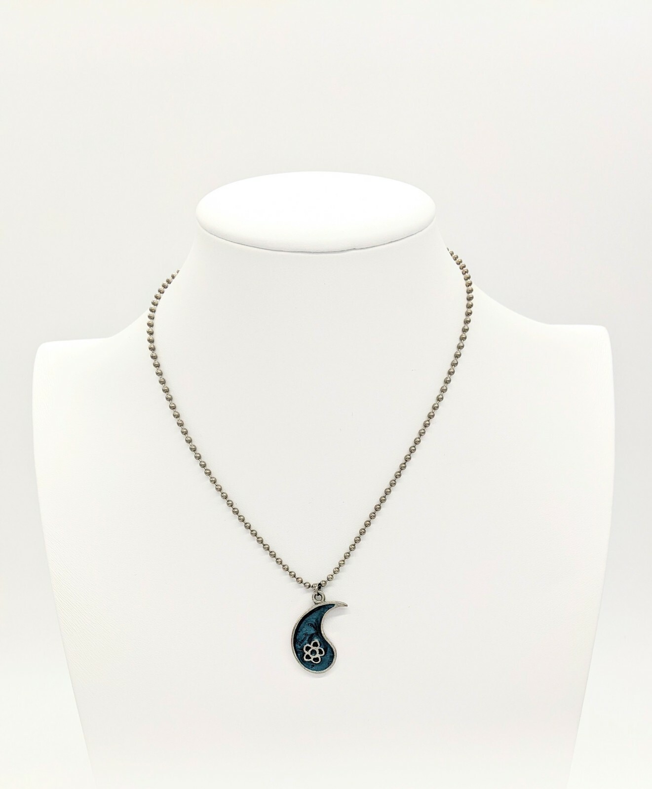 Stainless Steel Tribal Yin Yang Symbol Charm Necklace - Gem