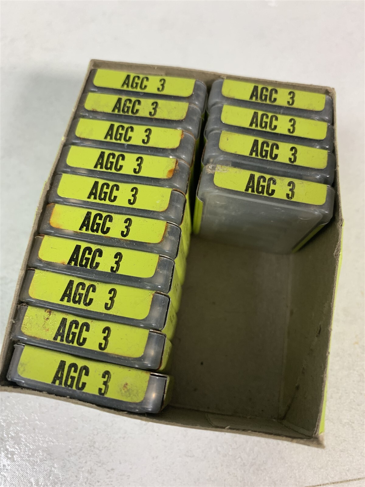 NOS (70 pcs) Littelfuse AGC-3 3 Amp 32 Volt Automotive Fuse G3-9 | eBay