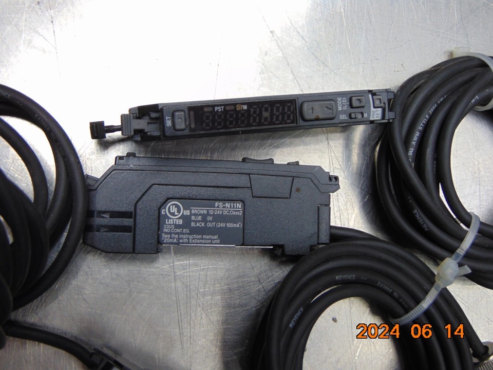 (1) Keyence FS-N11N Fiber Sensor Amplifier | eBay