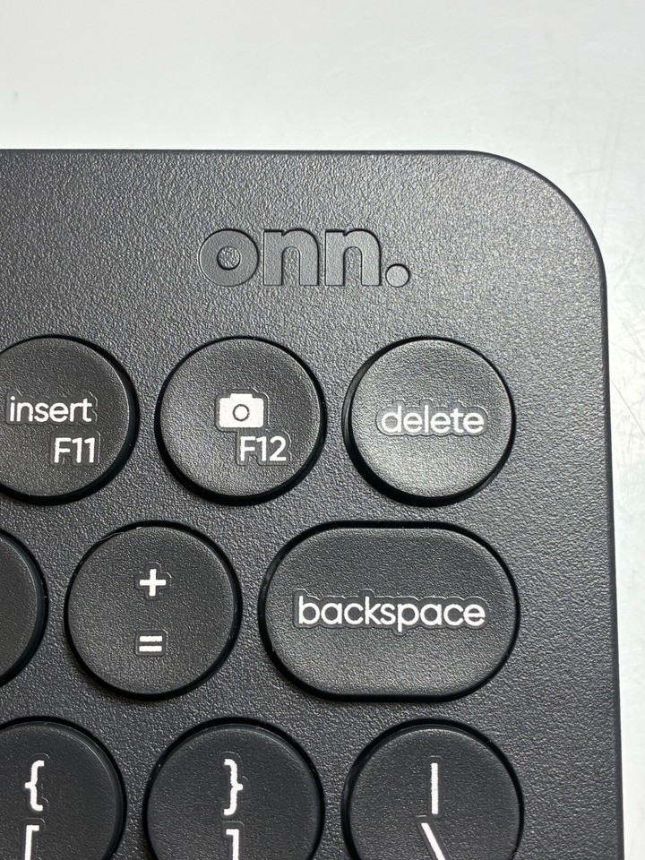 ONN Compact Wireless Keyboard 100122491 Battery Powered NO DONGLE (2 ...