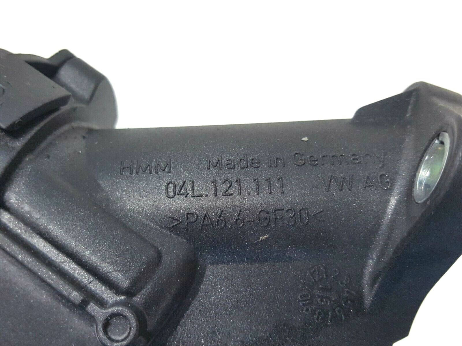 VW Audi Seat Skoda Thermostatgehäuse Kühlmittelgehäuse 04L121111 ...