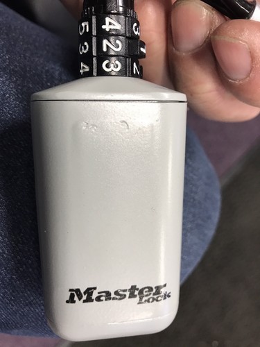 Master Lock 5408d Portable Mini Combination Key Safe for sale online ...