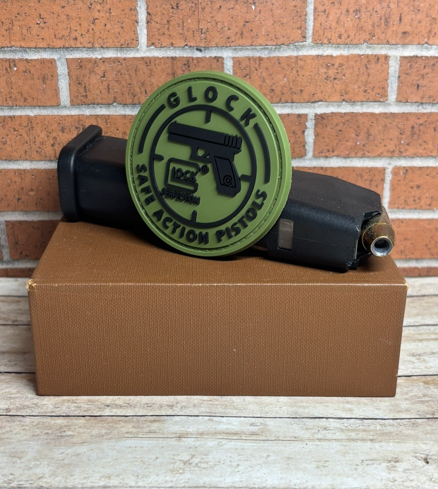 Gun Tactical PVC Patch - Morale Pistol Military Rubber Hook Backed ...