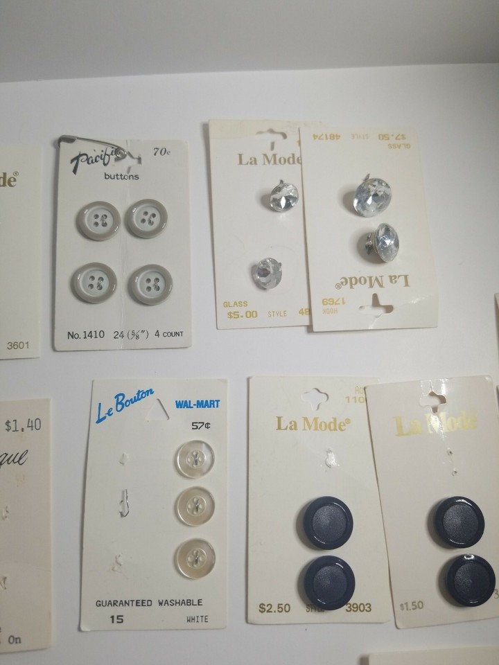 Buttons Gold Silver Metal Plastic Shell Crystal Fabric Lot Of Vintage ...