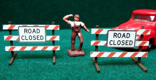 HO Scale Construction Barricades Kit 8ft Type III 6 pcs Laser Board ...