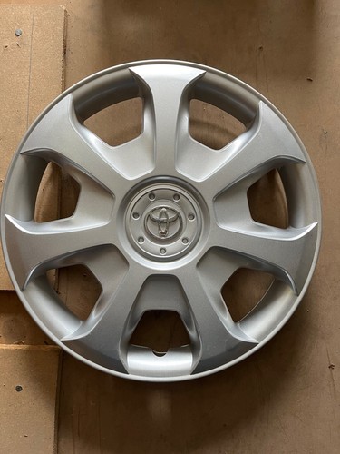 2000-2003 Toyota Avalon Hubcap Used Normal Wear 1 Piece part # 42621 ...