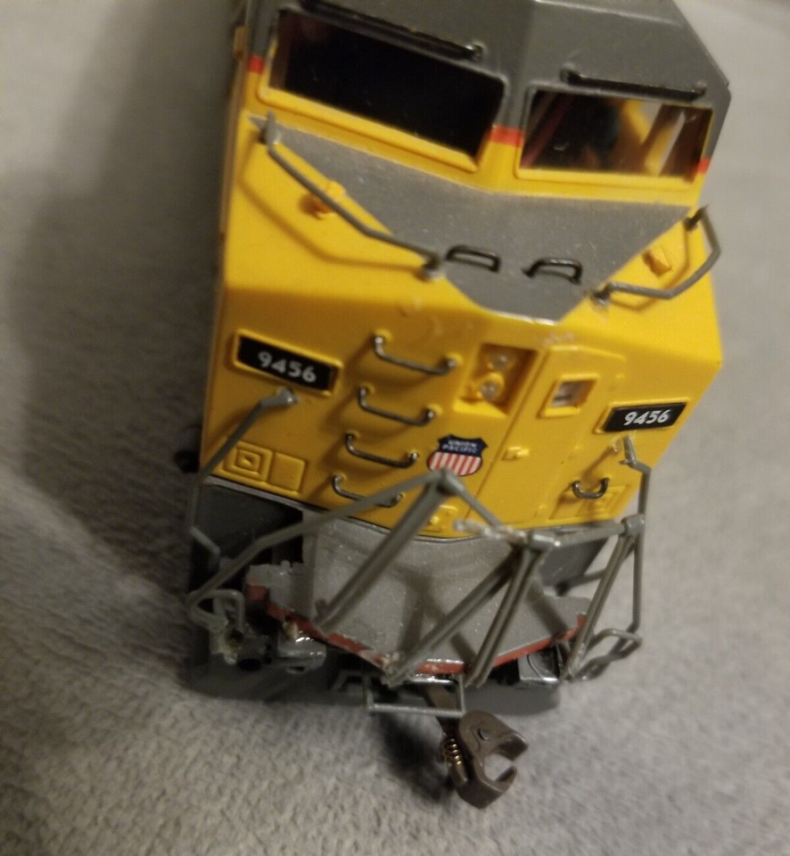 Bachmann Spectrum HO Scale GE DASH 8-40CW Diesel Union Pacific #9456 ...