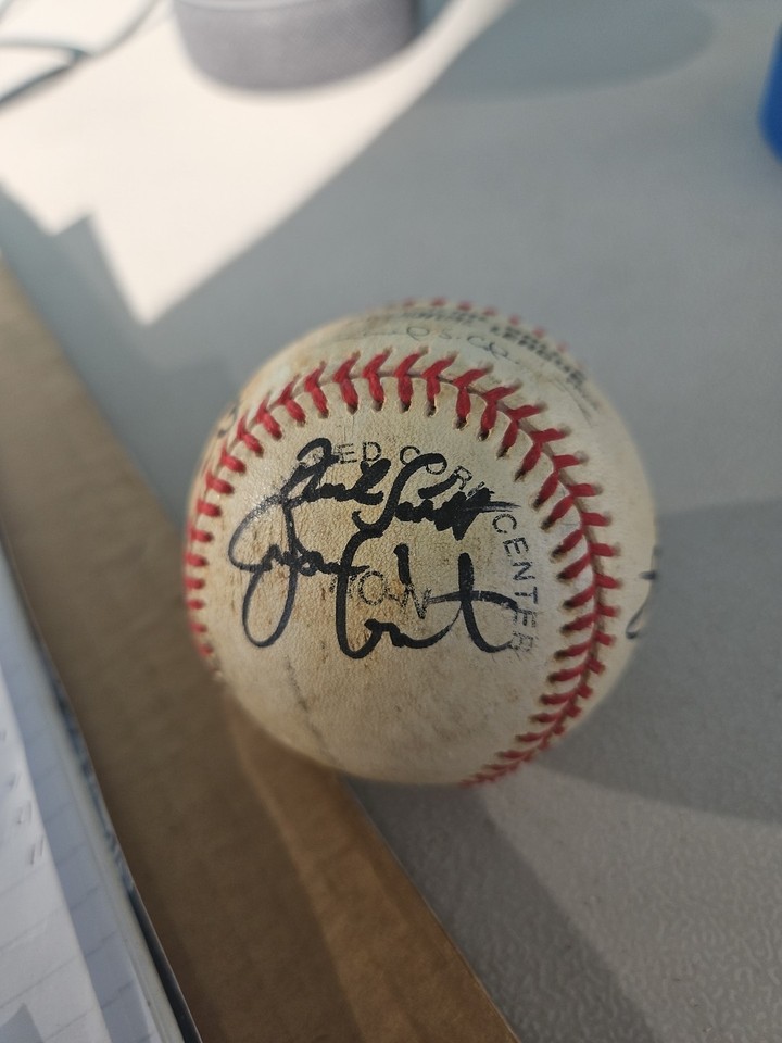 2001 Arizona Diamondbacks baseball Signed by 7 conti/miller/huckaby +4 ...