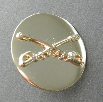 US ARMY CAVALRY SWORDS GOLD COLORED LAPEL HAT PIN BADGE 1 INCH | eBay